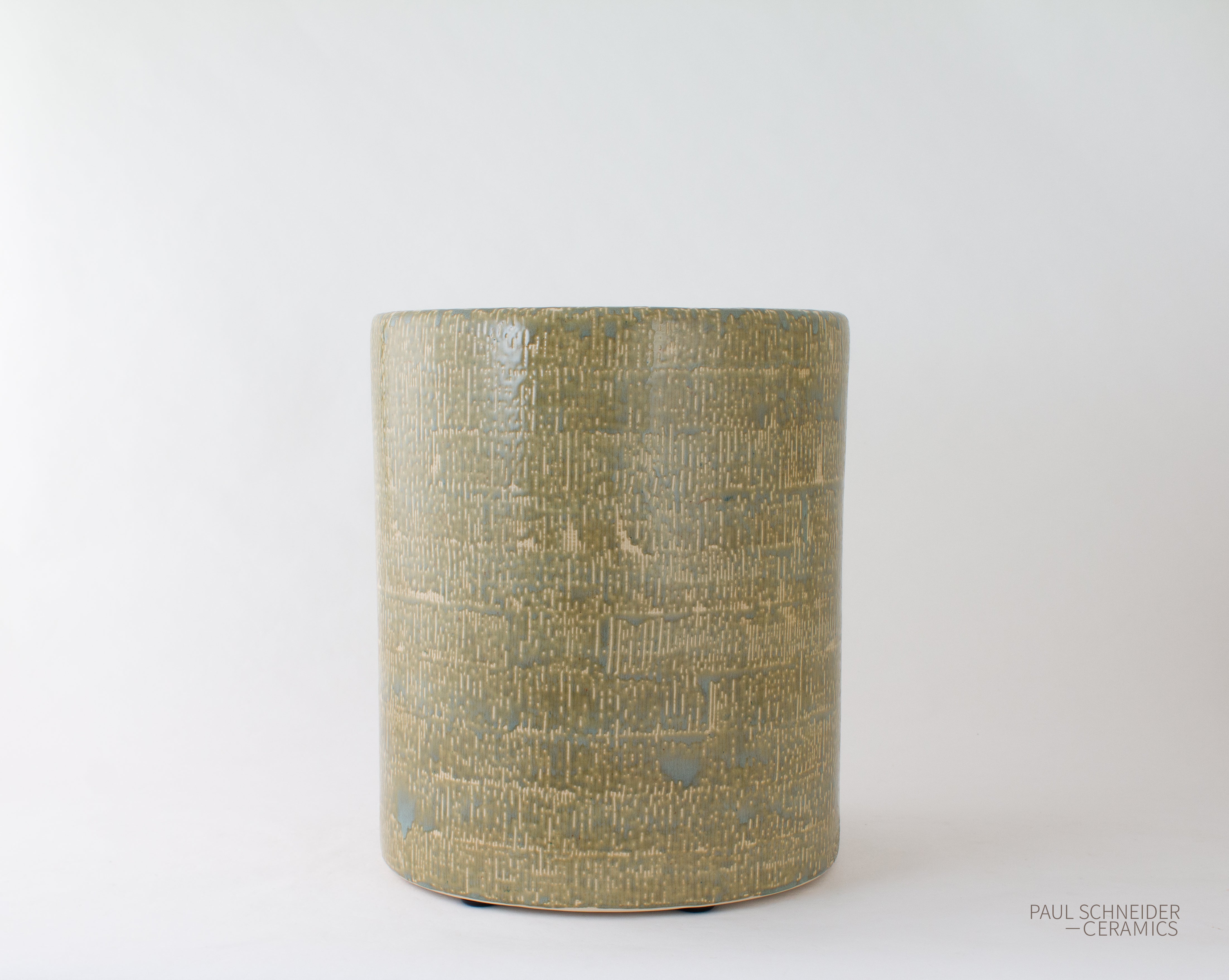 Cylindrical – Paul Schneider Ceramics